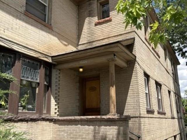 1600 Steele Street