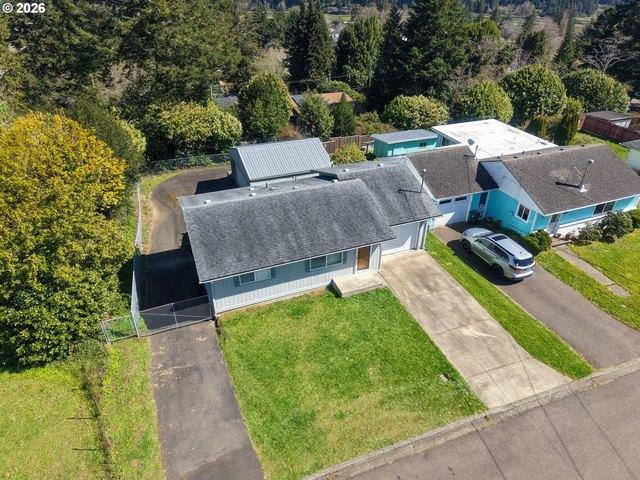 1600 S 16th St, Coos Bay, OR 97420