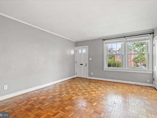 1600 S Barton Street # 750