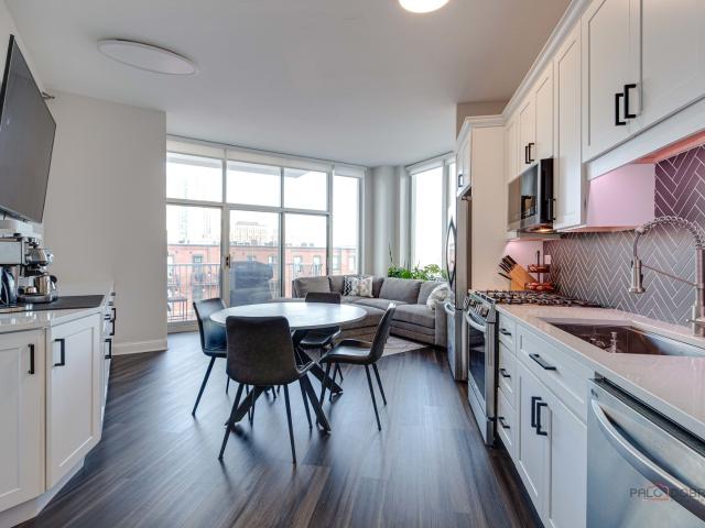 1600 S Indiana Avenue # 803