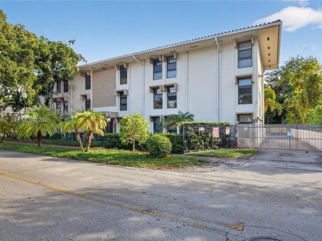 1600 S Le Jeune Rd, Unit 6, Coral Gables, FL 33134 | MLS #A11981 | Compass