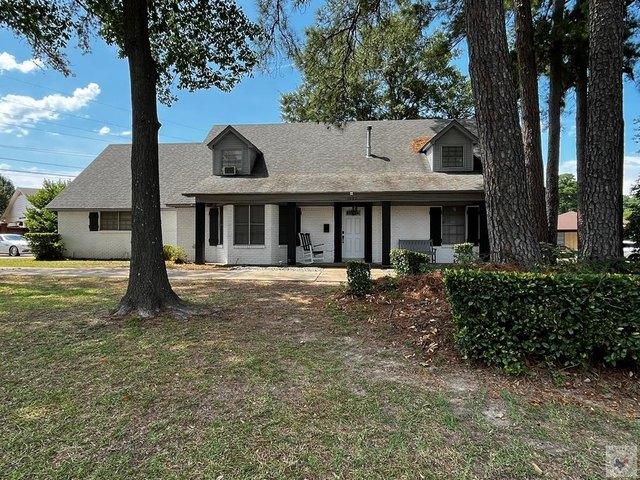 1600 W 40th St, Texarkana, TX 75503