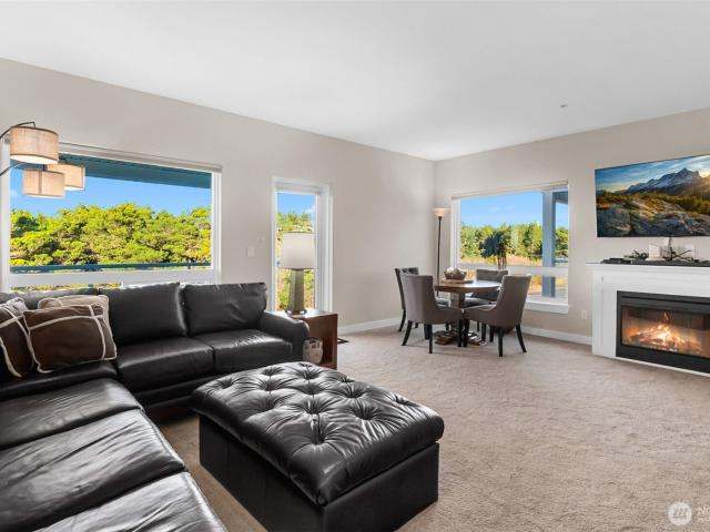 1600 W Ocean Avenue # 1238