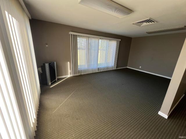 1600 W Riggin Road