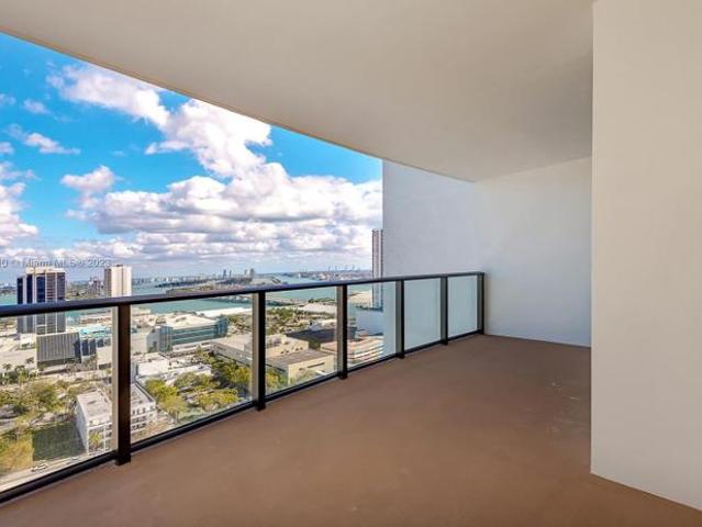 1600 1st Ave NE #2405, Miami, FL 33132