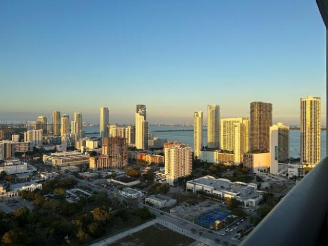 1600 1st Ave NE #3519, Miami, FL 33132