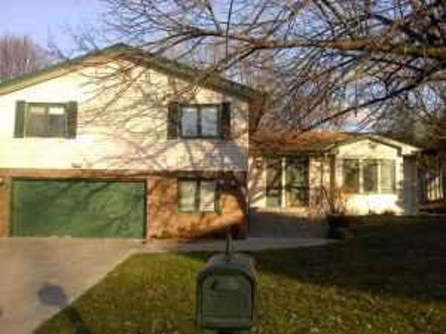 $1600 / 4br 4 bedroom 3 bath 2 car garage millard home 132nd between q and harrison map