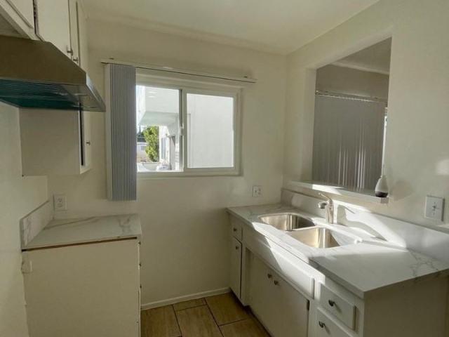 1600b Studio Apartment for Rent at 1600 N Bronson Ave, Los Angeles, CA 90028 Hollywood Studio District