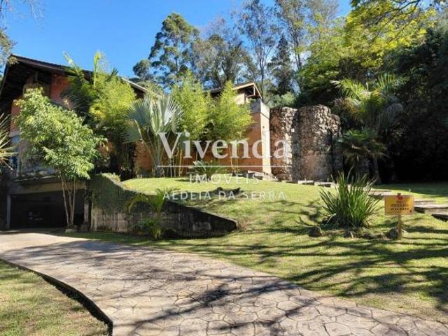 1600m² área total 5 suítes Aldeia da Serra
