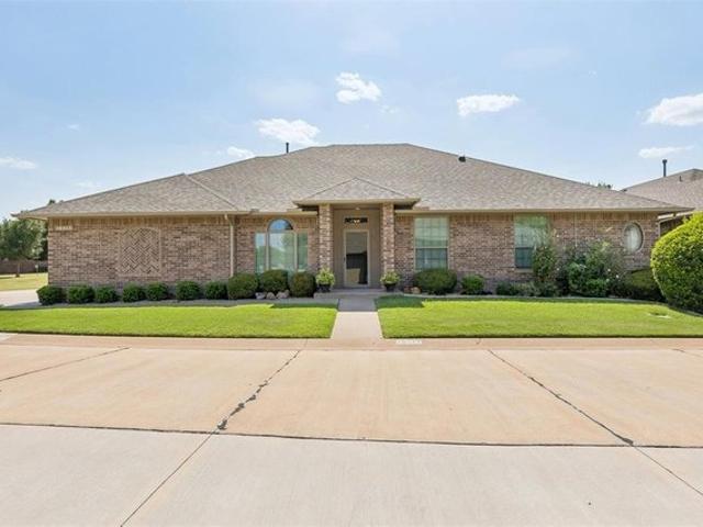 16013 Sonoma Dr, Edmond, OK 73013