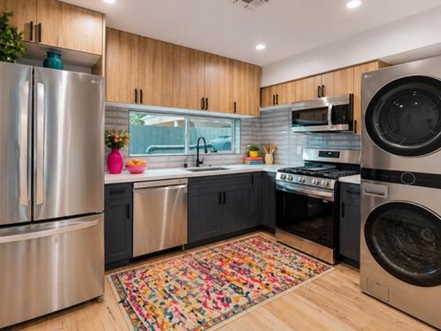 16010 Cantlay St Apt 1, Los Angeles, CA 91406