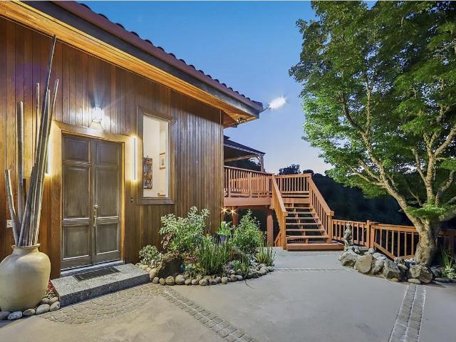 16012 Flintlock Road