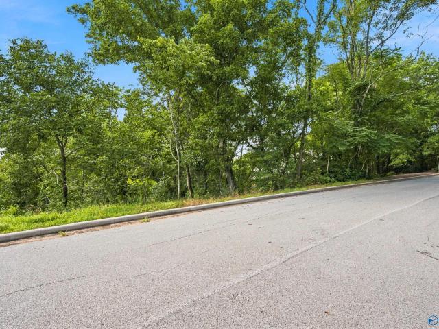 16014 Greentree Trail SE