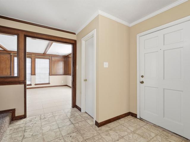16014 Southampton Dr, Spring, TX 77379 | MLS #53477 | Compass