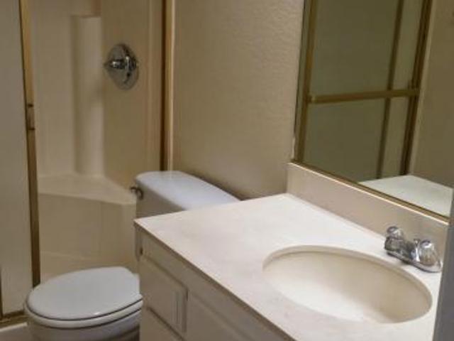 16015 Pioneer Boulevard 21B
