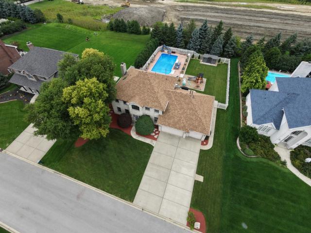 16015 Ridgewood Drive