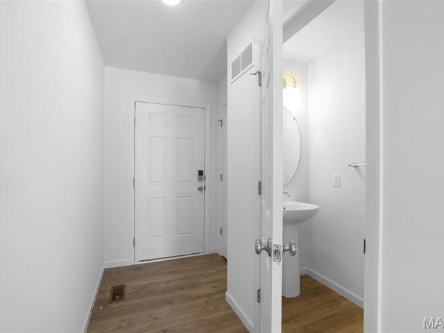 16016 Cinderella Ct, Ellisville, MO 63021 | MLS #26014