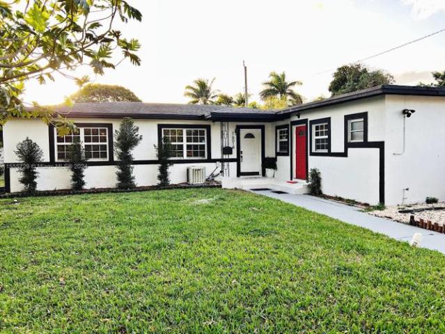 16018 NE 9th Pl, North Miami Beach, FL 33162