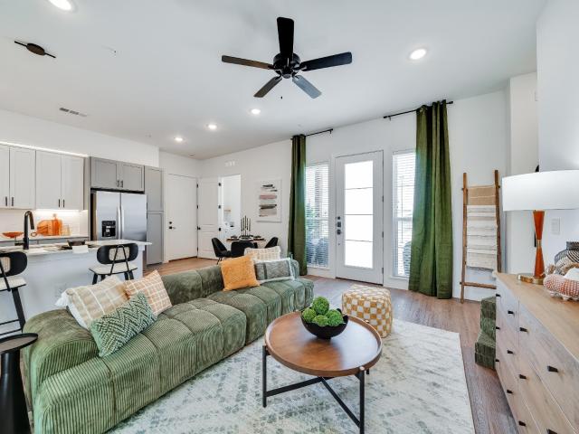1601 Mustang Drive
