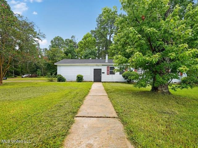 1601 Maria Dr, Jackson, MS 39204