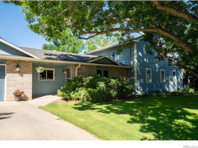 1601 Meadowaire Drive
