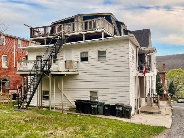 1601 Mineral Spring Rd, Reading, PA 19602 | MLS #PABK2070