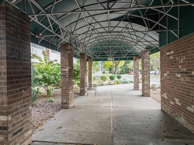 1601 N Innsbruck Drive # 367NE