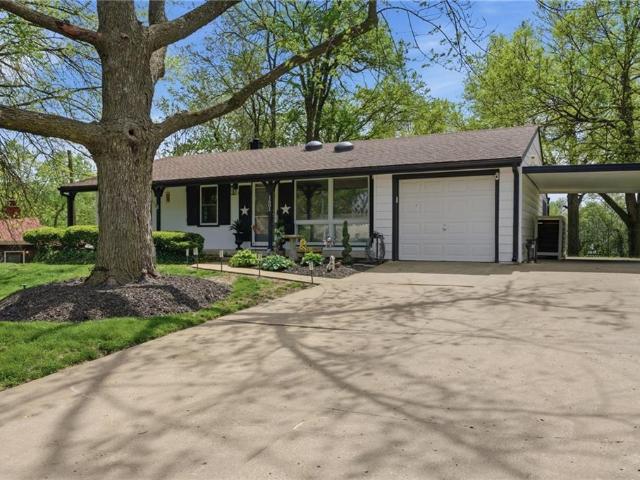 1601 NE 55th Ter, Kansas City, MO 64118 | Compass