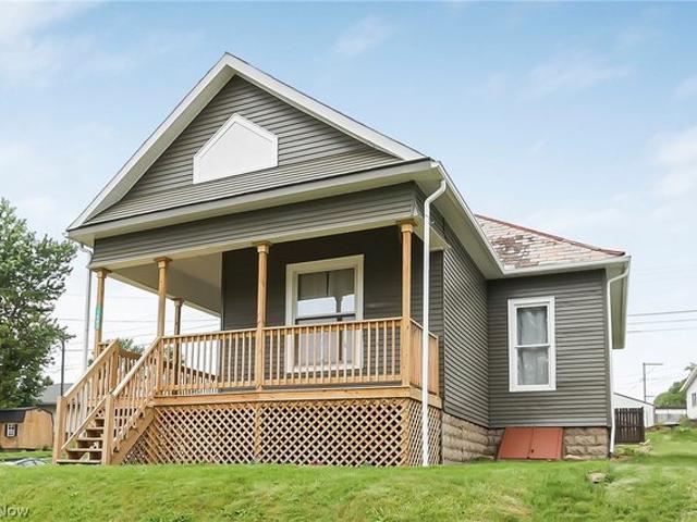1601 Bluff St, Zanesville, OH 43701