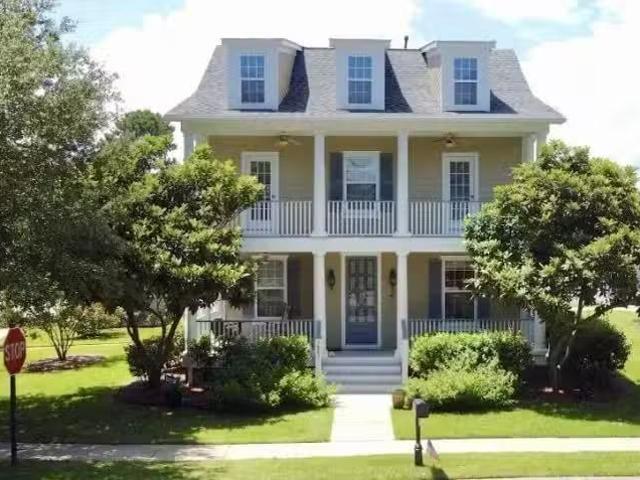 1601 Bryden Lane, Mount Pleasant, SC 29466
