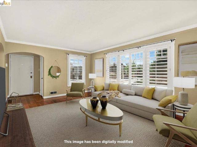 1601 Dwight Way