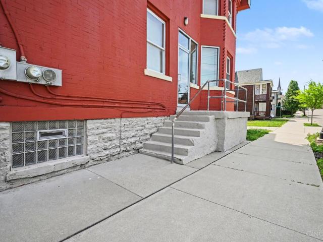 1601 Dexter Avenue
