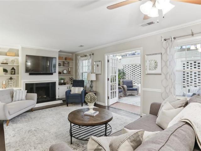 1601 Executive Park Lane NE