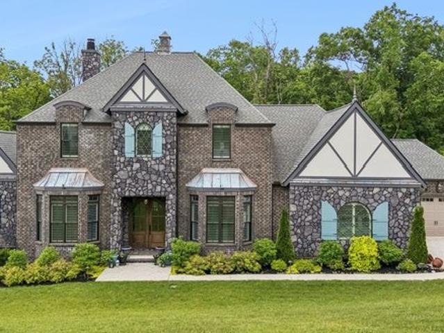1601 Eastwood Dr, Brentwood, TN 37027