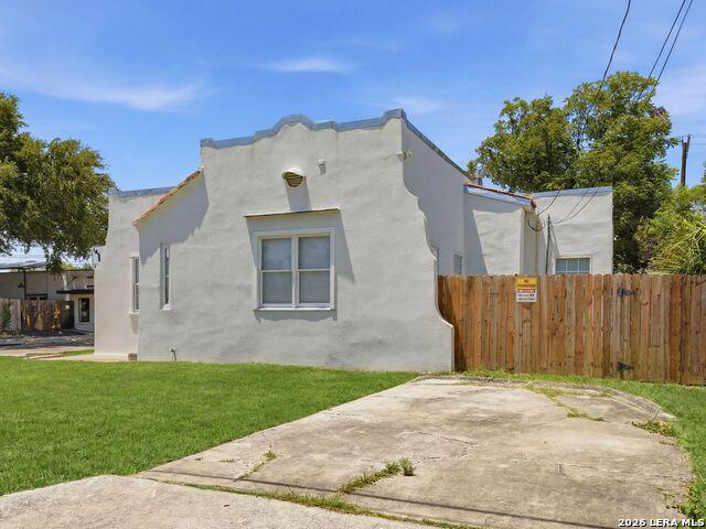 1601 Fulton Avenue