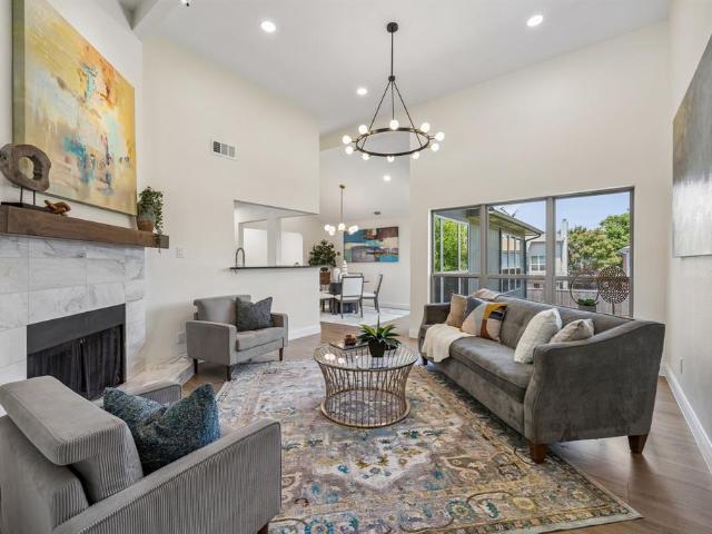 1601 Kingspoint Drive