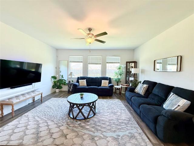 1601 Lake Grove Drive