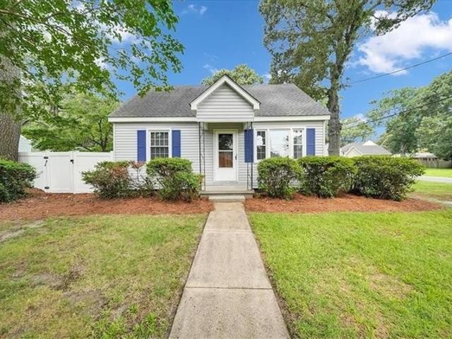 1601 Lilac Ave, Chesapeake, VA 23325