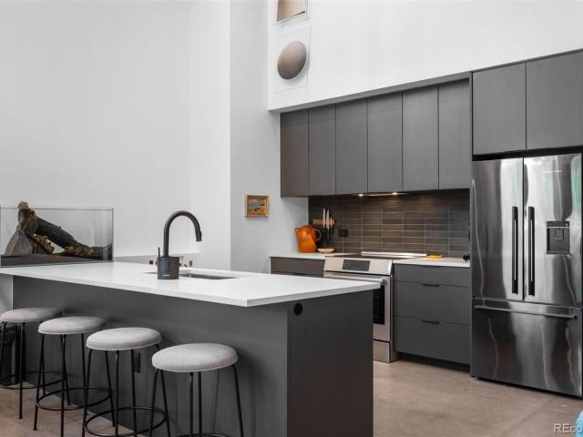 1601 Park Avenue # 116