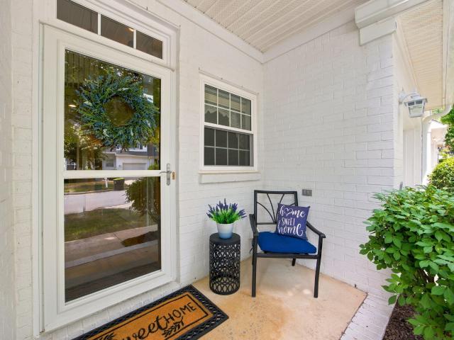 1601 Poets Glade Drive