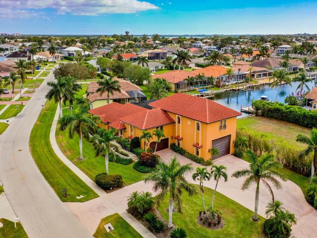 1601 Rainbow Ct, Marco Island, FL 34145 | MLS #2242