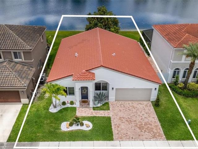 1601 SW 106th Ter, Davie, FL 33324