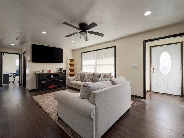 1601 Salt Springs Road