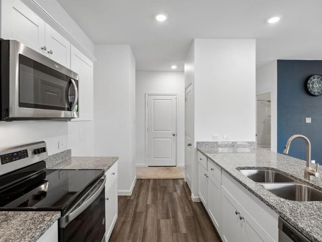 1601 Shadow Hawk Drive
