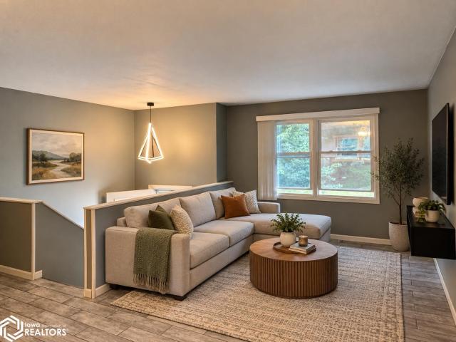 1601 Southview Circle