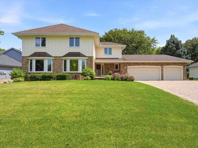 1601 th Ave N, Plymouth, MN 55446