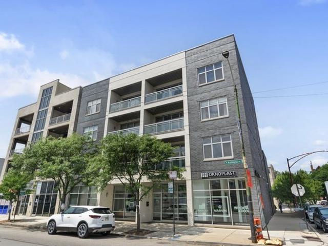 1601 W Pearson St Apt 3S, Chicago, IL 60622