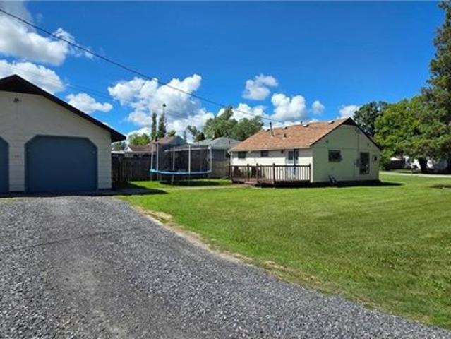 1601 1st Ave W, International Falls, MN 56649