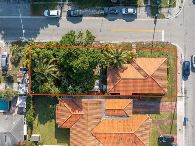 1601 25th Ave SW, Miami, FL 33145