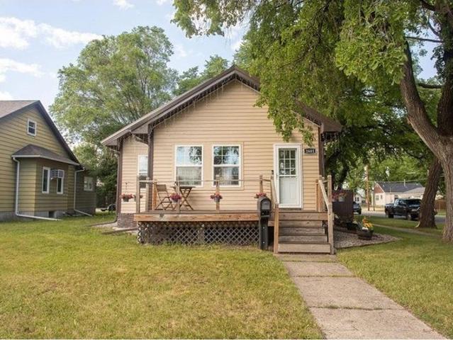 1601 3rd Ave S, Fargo, ND 58103